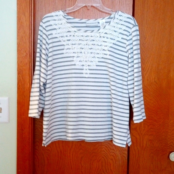 Alfred Dunner | Tops | Womens Striped Spring | Poshmark